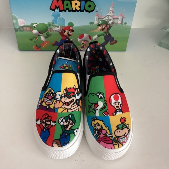 Nintendo | Shoes | Super Mario Brothers Luigi Low Sneakers Shoes Boys ...